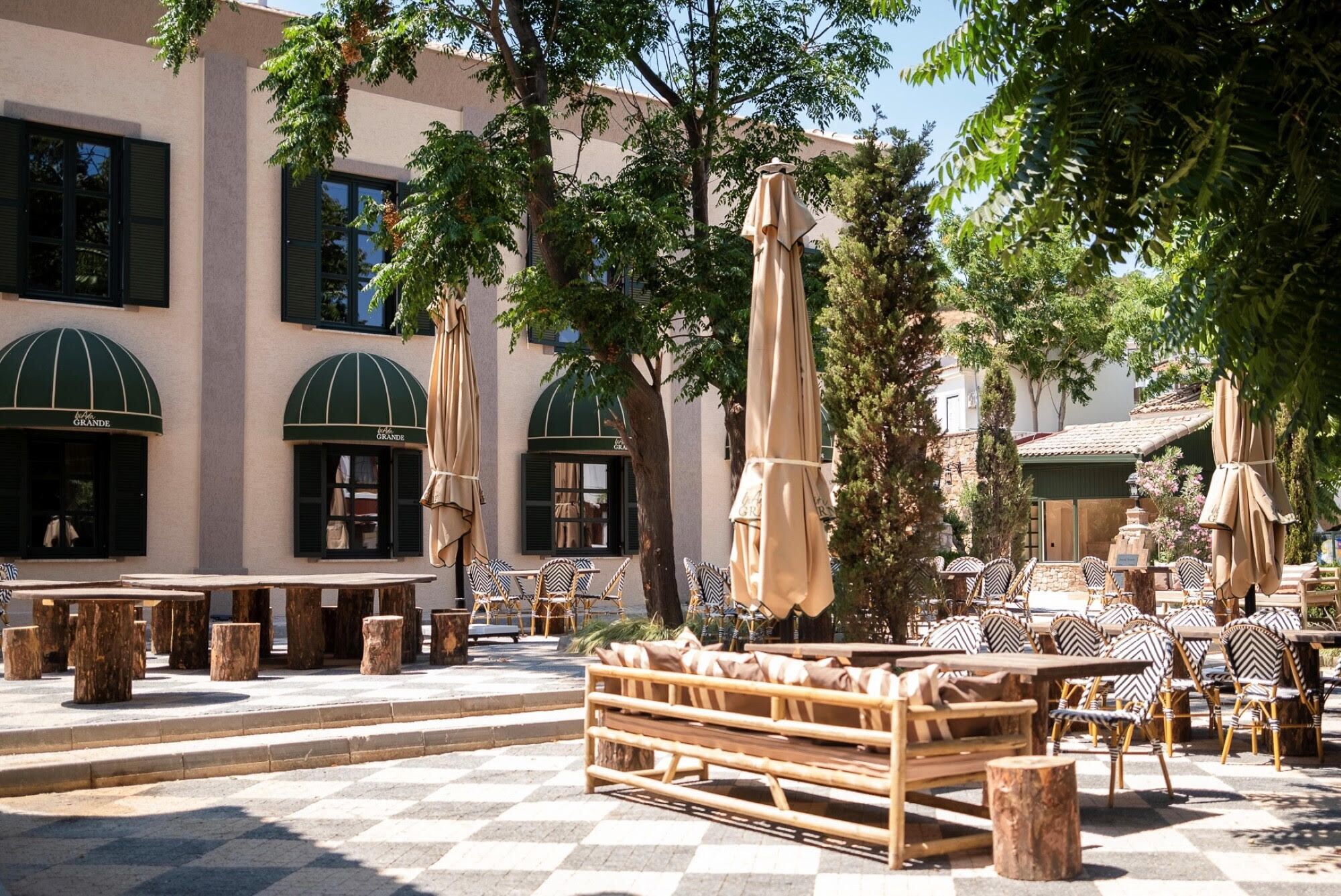 Pequeno-almoço tipo buffet diário incluído 