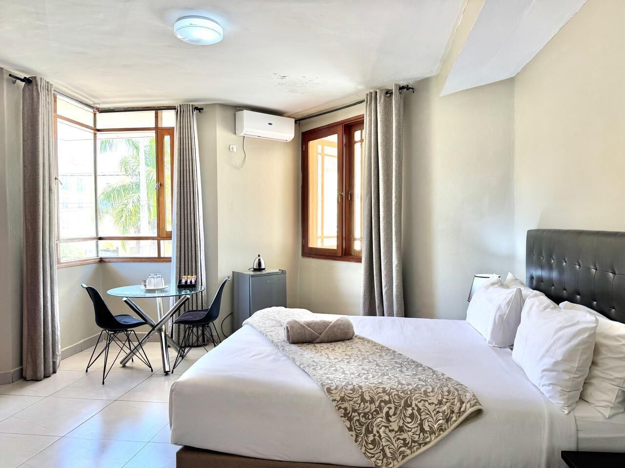 Quarto Standard, 1 quarto, não fumadores | Secretária, Wi-fi grátis 