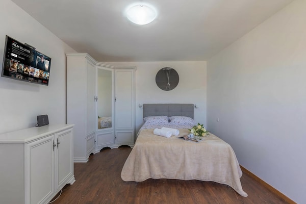 1br Seafront Apartment Sanja Karlobag - Karlobag