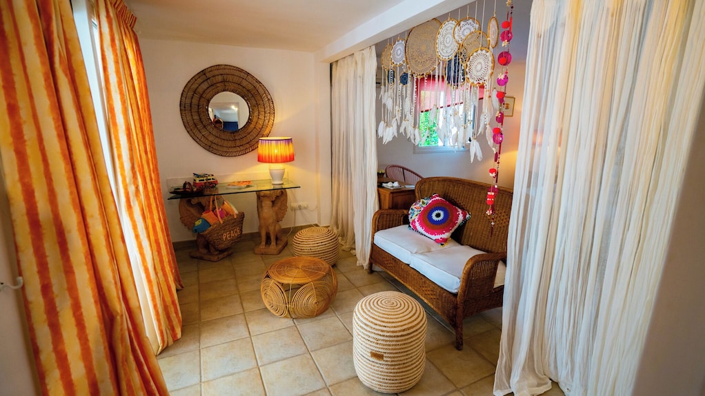 Can Paradis - Be Transported Back To 1970 And ' The Summer Of Love' - Ibiza Airport (IBZ)