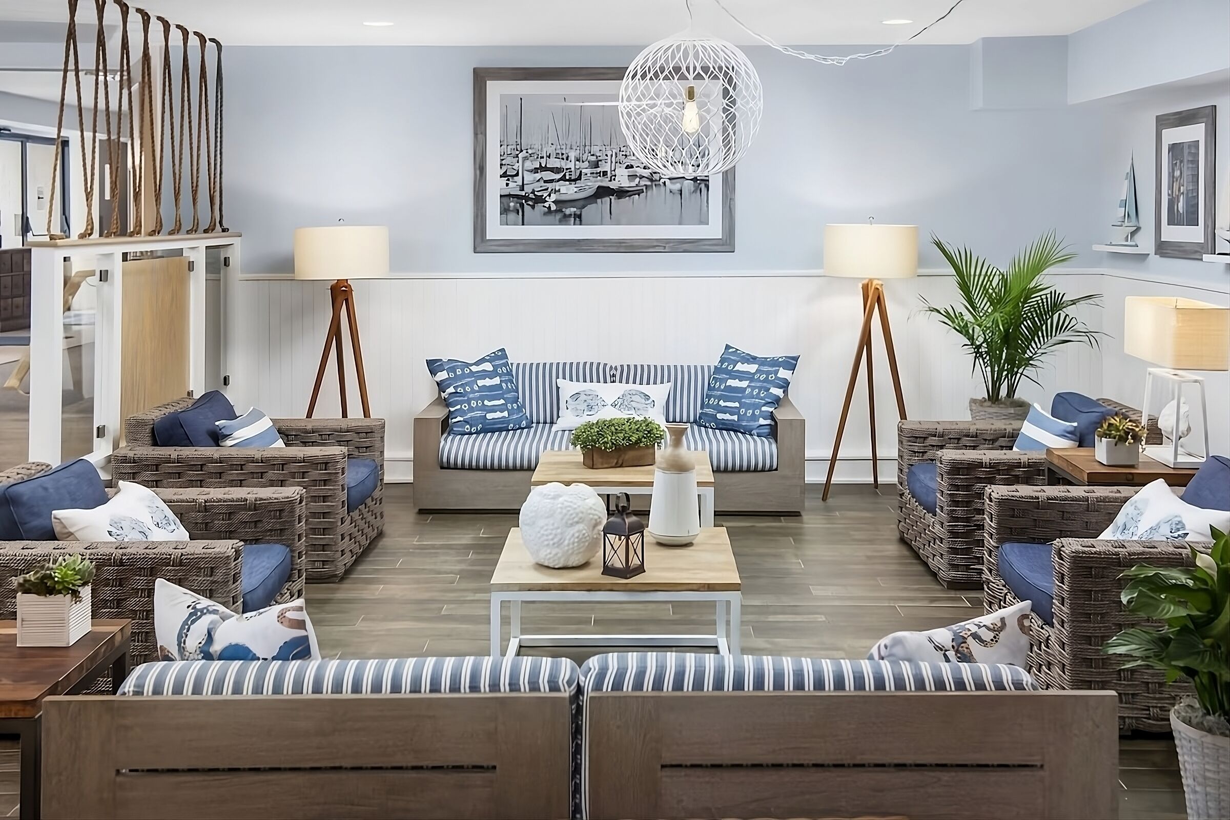 Coastal-style Retreat! Direct Beach Access! Minutes To Woods Hole Aquarium! - Falmouth, MA