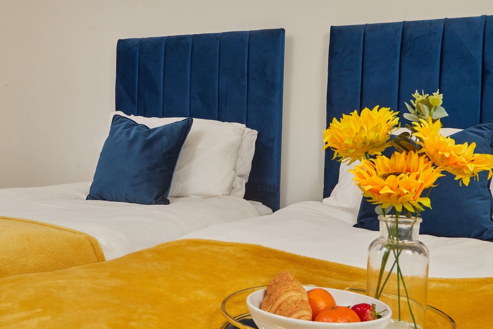 New! City Centre - Perfect For Relocations & Work - 15% Off - Leeds
