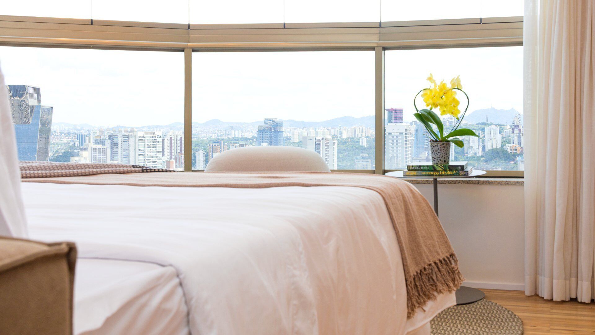 Estúdio | Roupas de cama premium, cofres nos quartos, individualmente decorados