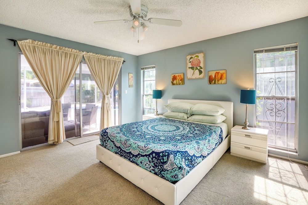 Near Busch Gardens: Sunny Florida Retreat W/ Pool! - Palm Harbor, FL