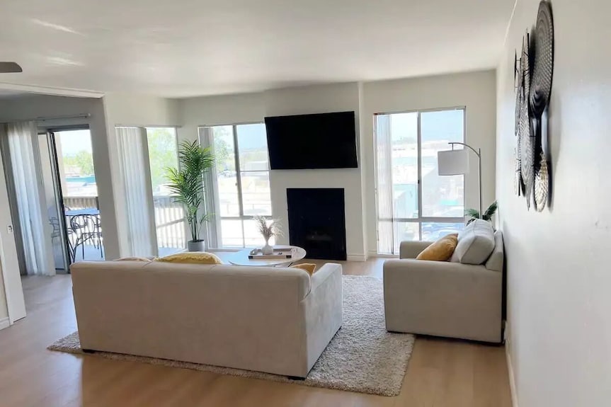 Pacific Beach Resort Style Condo - San Diego