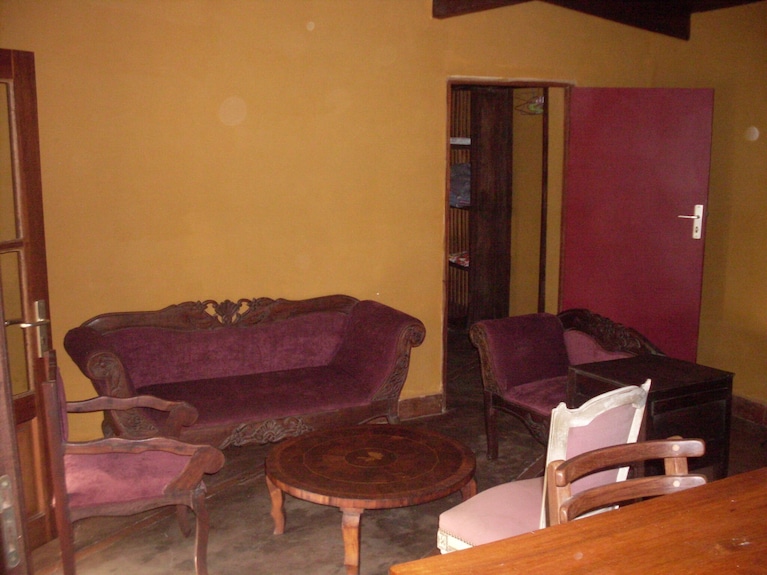 Bungalow Dowtown In A Park With Lake, Birdwatch - Antananarivo