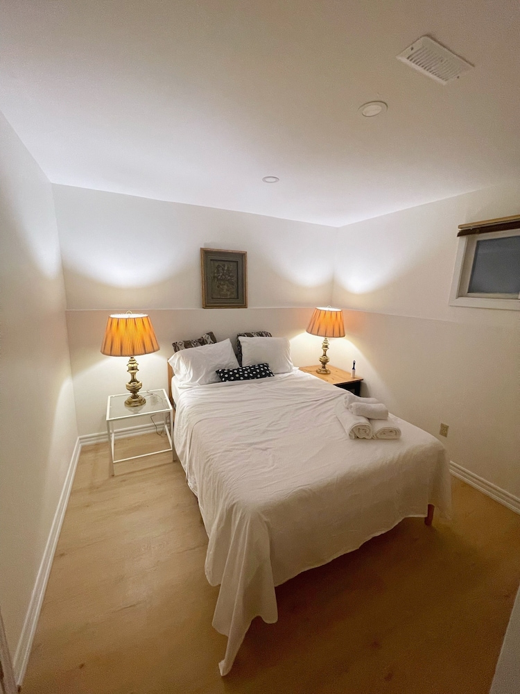 New Apartment Super Easy To Airport, Dt & Anywhere - 256