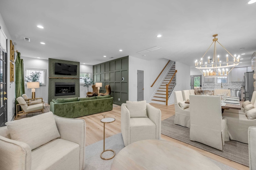 Golf Simulator | Hot Tub | Downtown | Game Room | - Lexington, KY