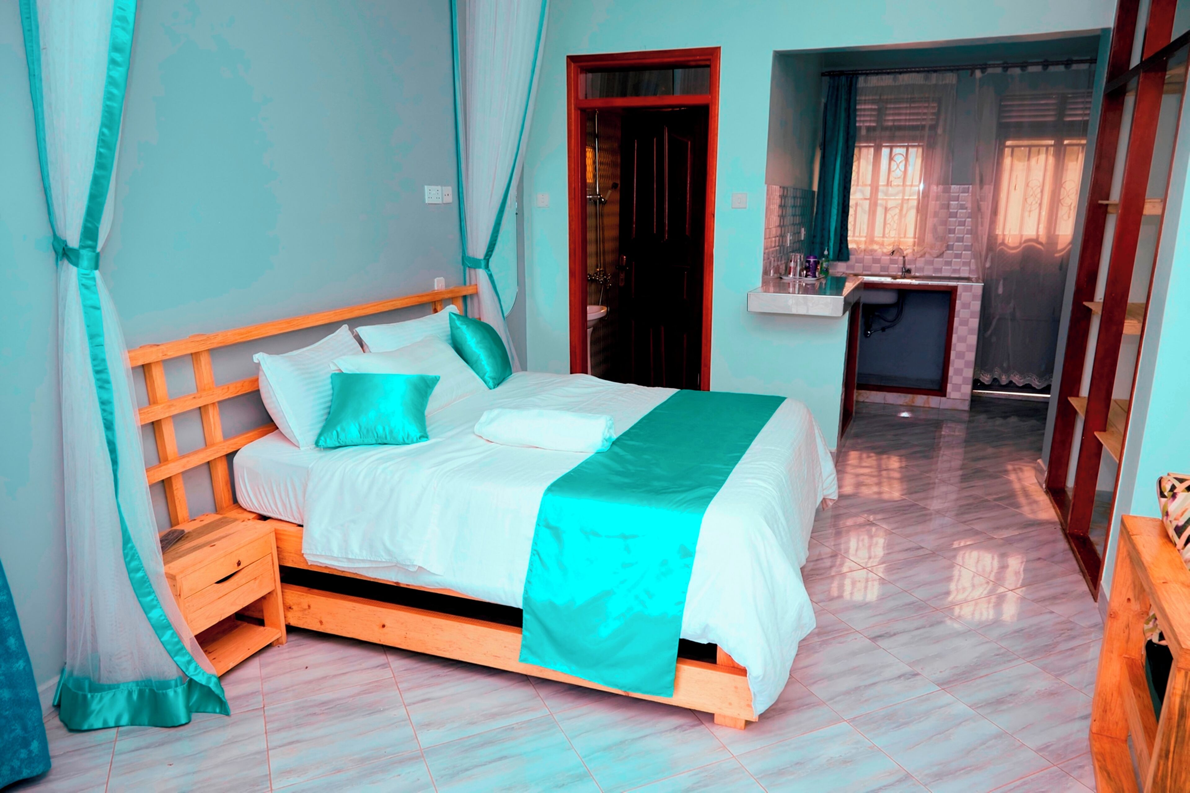 Quarto Duplo Executivo | Com decoração personalizada, com mobília individualizada, secretária 