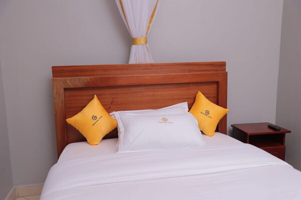 Gemstone Hotel - Kampala