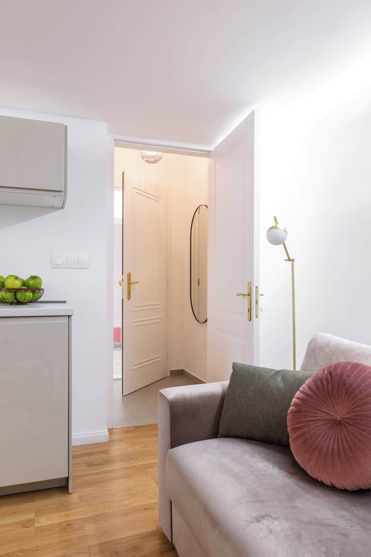 Turnkey | Angelo Roma Two-level Studio - Praga