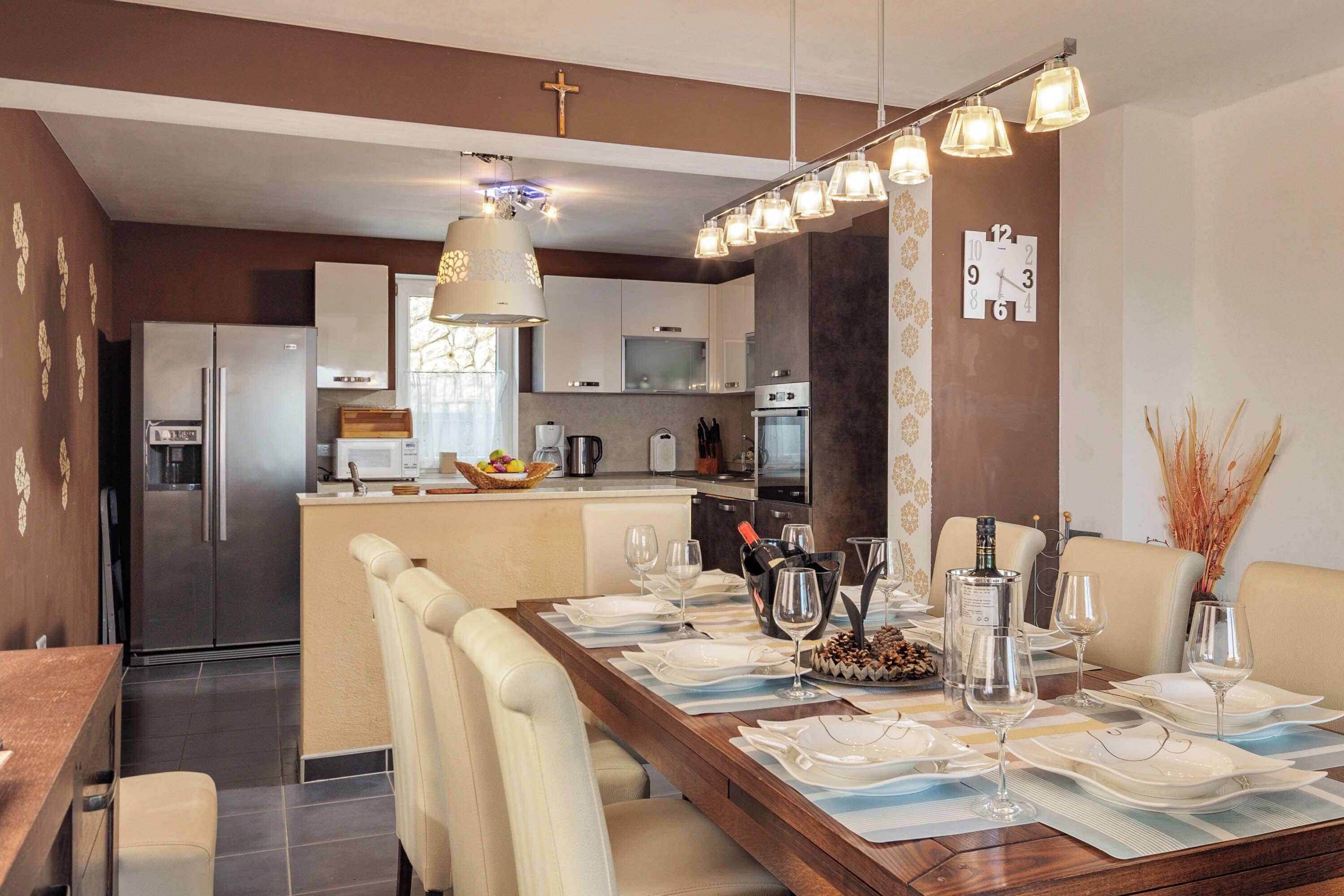 Apartamento Familiar, vários quartos (Seaview House Helena - Apartment 1) | Restaurantes
