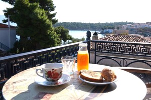 Suite Familiar | Vista da varanda