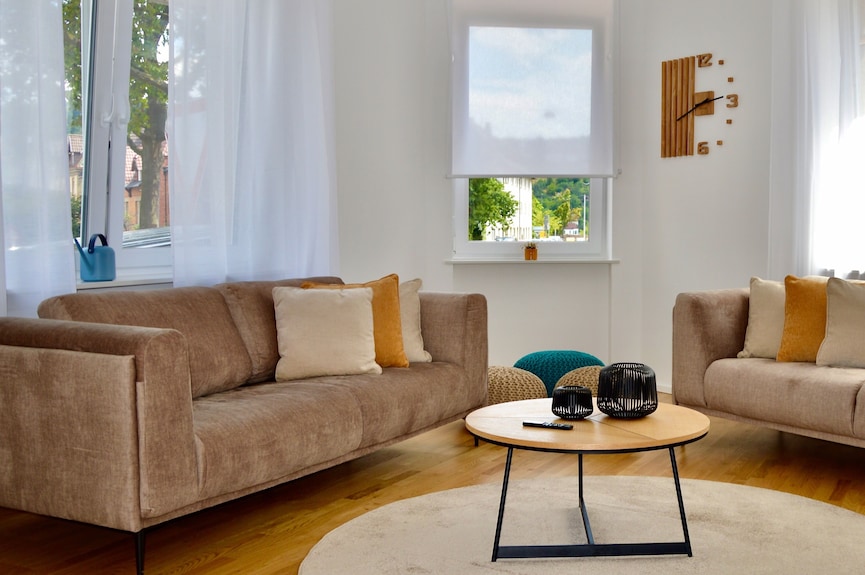 Spacious Design Retreat For Groups & Families - Esslingen