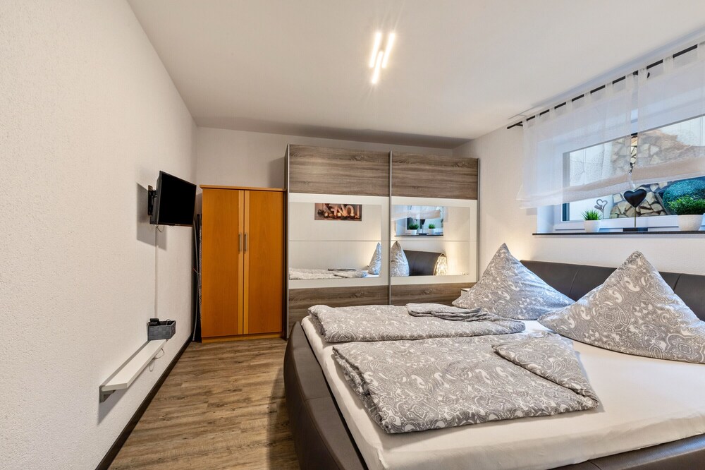 Ferienwohnung "Am Weissgerber" Mit Privater Terrasse Und Wlan - Münsingen