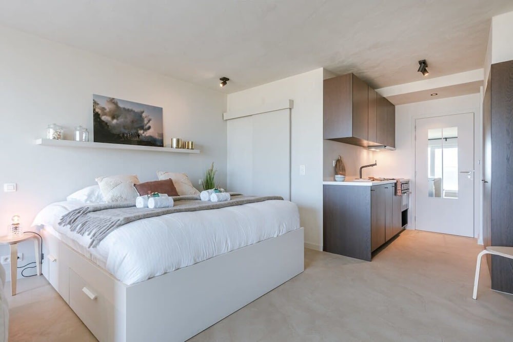 Huswell - Modern Studio With Magnificent Seaview - Koksijde
