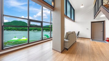 Quarto básico, 1 quarto (202 Ho) | 1 quarto, Wi-Fi de cortesia