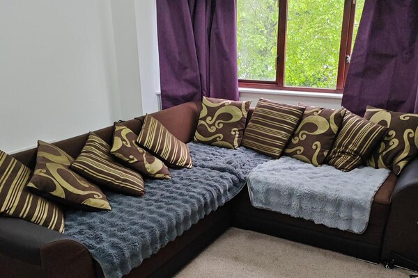 1-bed Apartment In Croydon -Free Parking, Wifi - London, UK