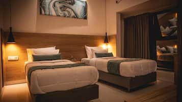 1 quarto, escrivaninha, espaço de trabalho para notebook