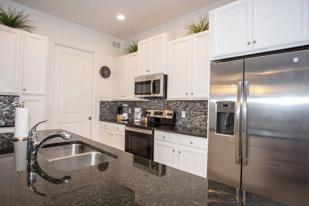 Festival Resort 5 Bd Home W Screened Pool Close To Disney 174 - Davenport, FL