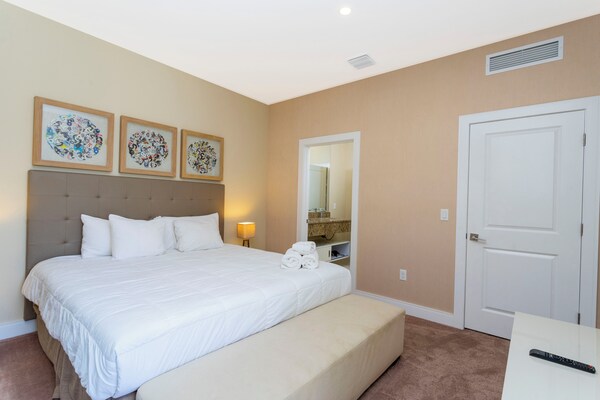 Stunning 4 Bd Close To Disney Magic Village 3247 - Level Up, Kissimmee