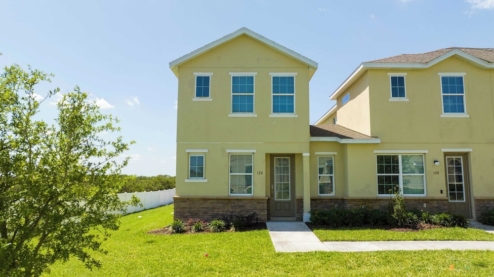 Splendid 4bd Close To Disney Holly Village 132 - Haines City, FL