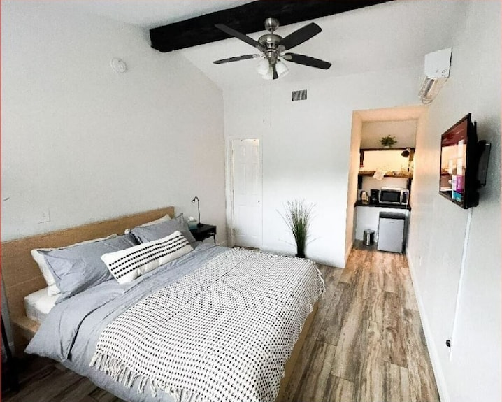 #43 New La Salle In-law Suite Byjoyful Moments - Aéroport de Tampa (TPA)