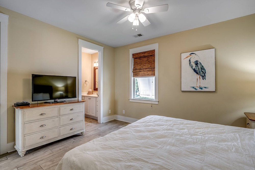 Adorable Villa in North Beach Resort & Villas - 950 Yards to Pools ...