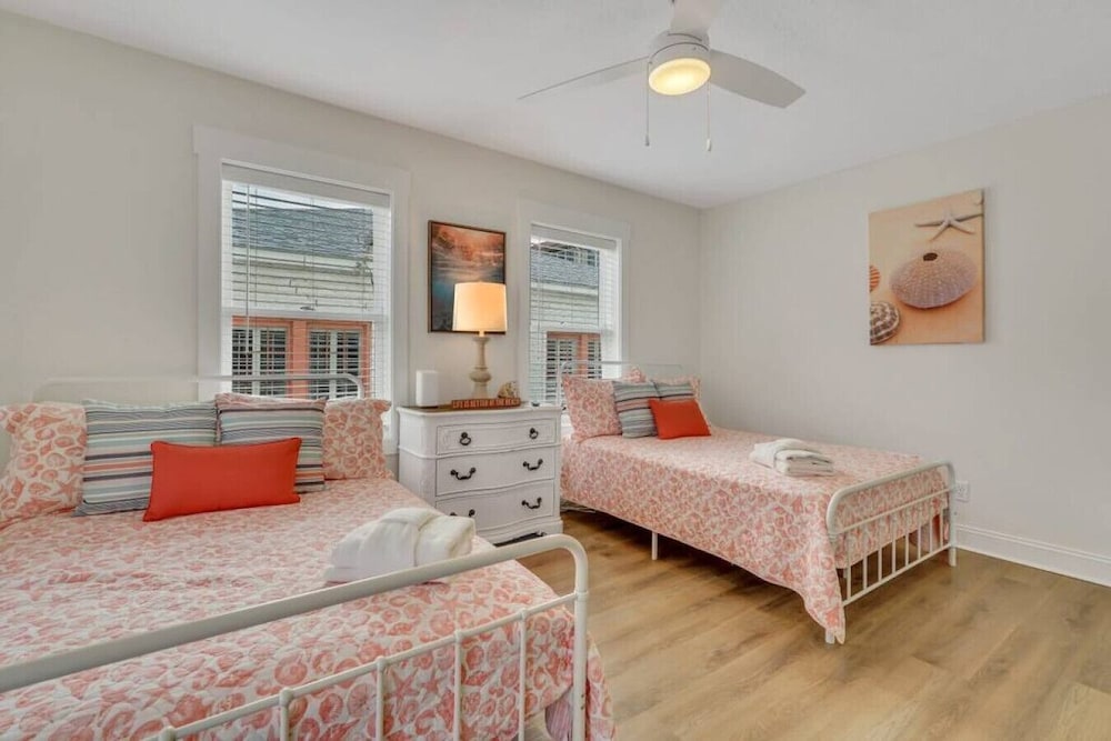 Brand New Tybee Beach Home: Walk To Beach (Unit A) - Tybee Island, GA