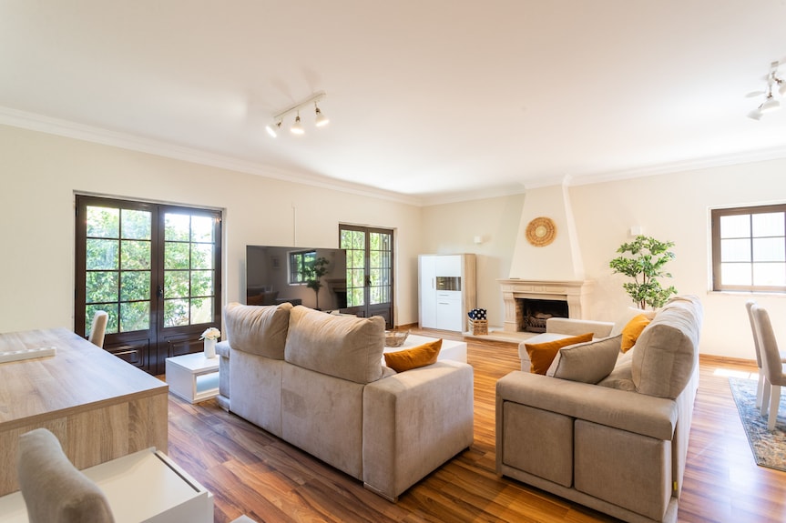 Aroeira Sunny Pool Villa - Amora