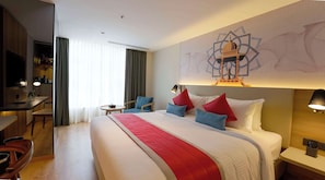 Quarto Superior, 1 cama king-size, não fumadores | Camas de colchão viscoelástico, minibar, cofre no quarto 