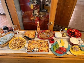 Pequeno-almoço completo diário incluído 