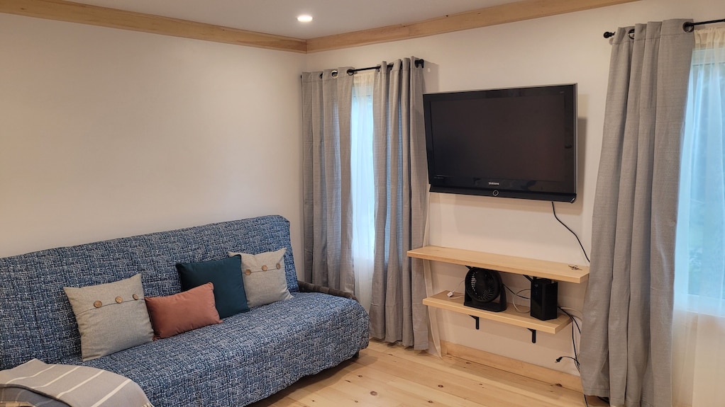 Cozy Nordic Hygge Stay In Parry Sound - Parry Sound