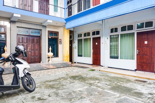 Oyo 91926 Serayu Sumbersari Homestay - Malang