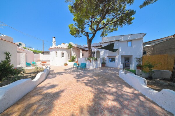 Villa Aida Luxury Apartments & Spa - Forio
