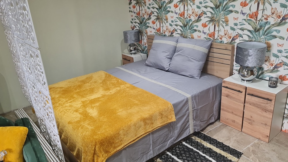 Studio Tout ÉQuipé - Castillon-du-Gard