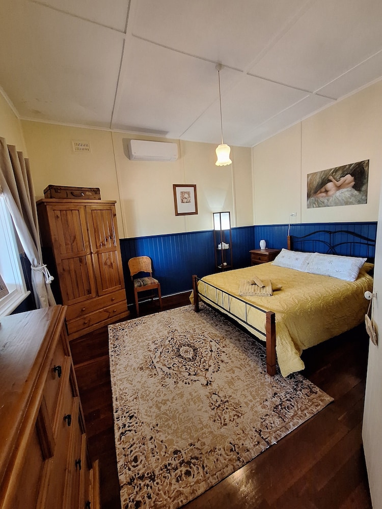 The May Queen - Footsteps In The Forest - Est 1939 - Western Australia