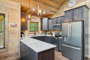 Cabana, 3 quartos | Cozinha privada | Geladeira, fogão, cafeteira/chaleira, torradeira