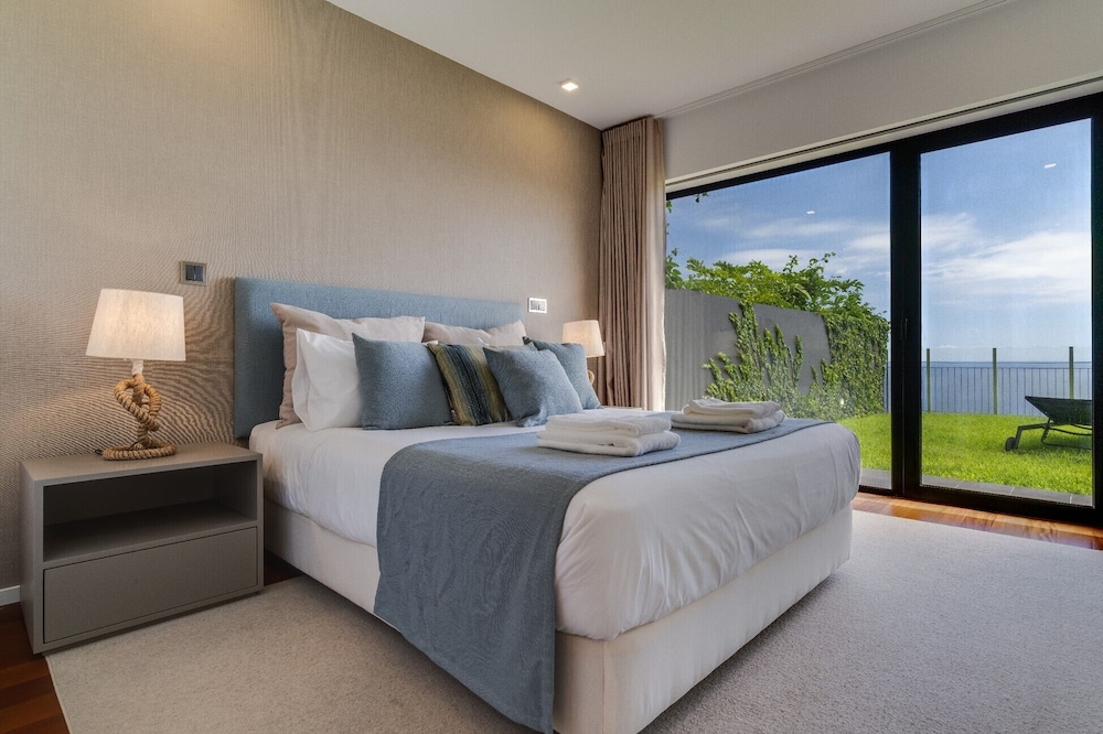 Mango Apartment - São Martinho | Vrbo