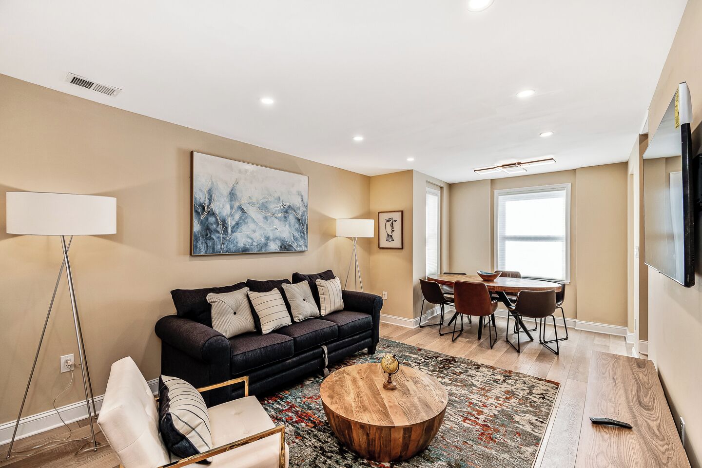 Modern Downtown Retreat 5br-5baths - Jersey Shore, NJ