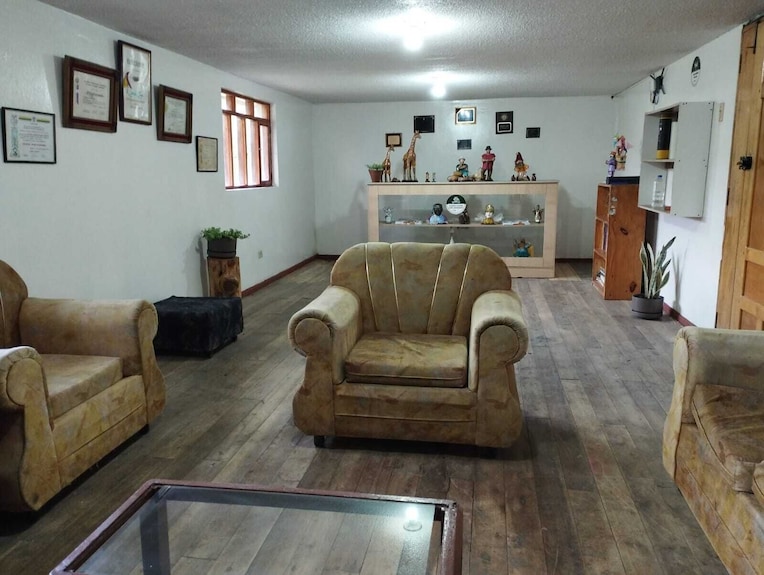 Tayta Leo Lodge, A 30 Minutos De Latacunga - Cotopaxi