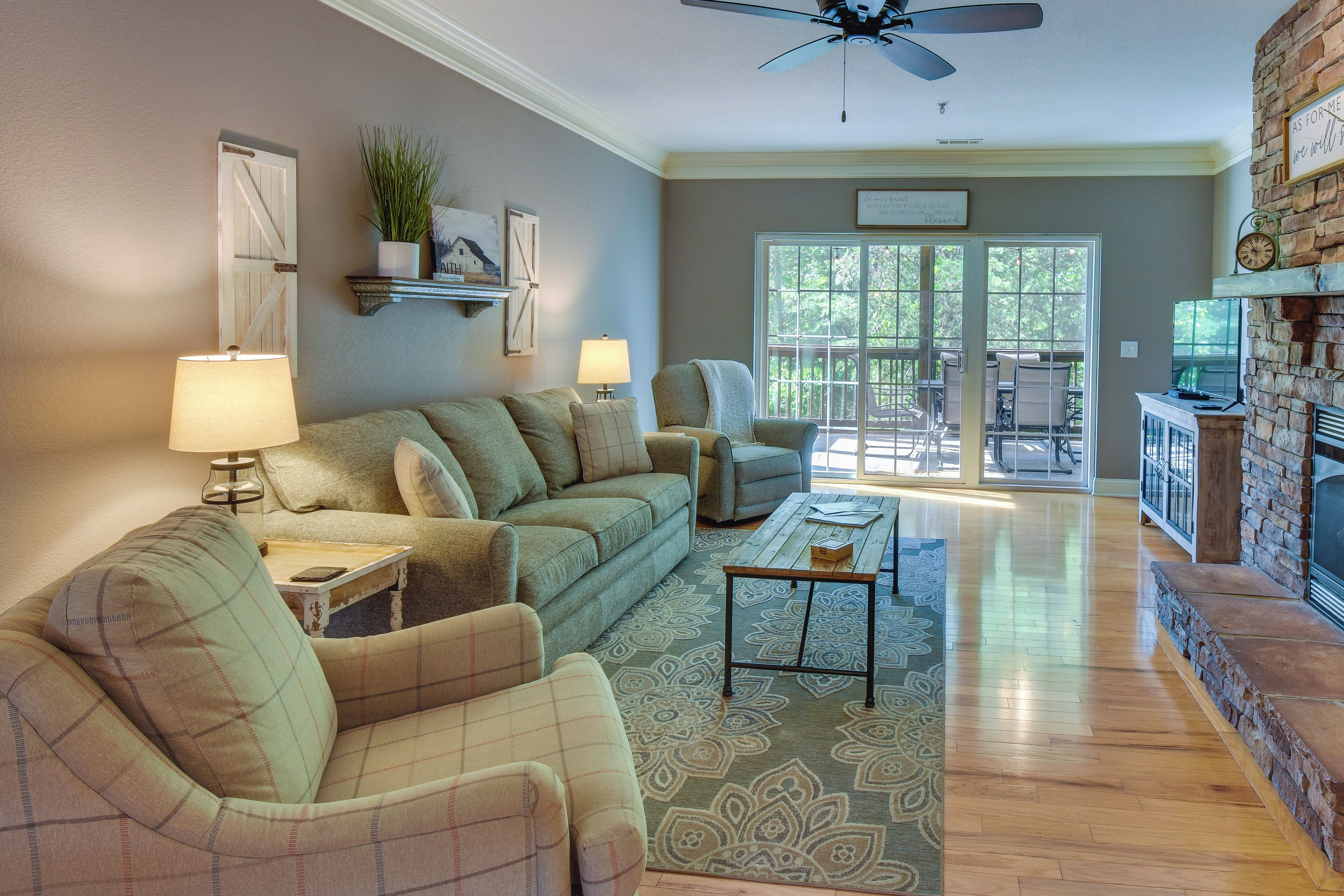 Clayton Resort Getaway W/ Pool Access, Pickleball! - Clayton, GA