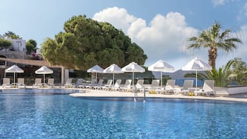 Piscina externa sazonal