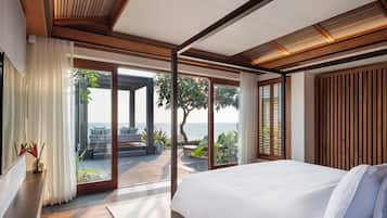 Penthouse, 2 quartos, piscina privativa, junto ao mar (Private Pool) | 1 quarto, roupa de alta qualidade, minibar, cofre no quarto