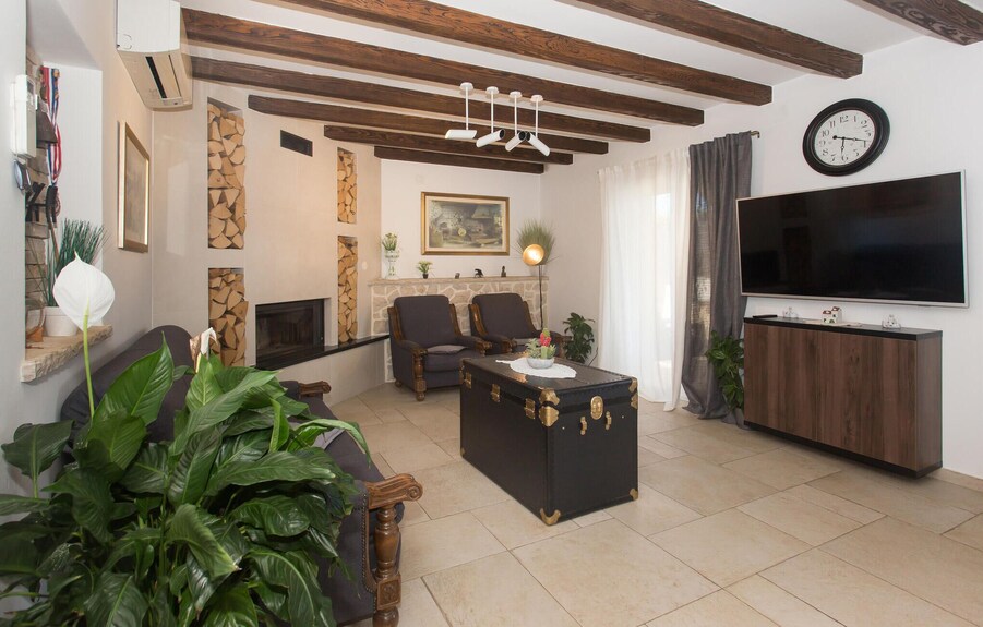 Stunning Home In Sestanovac With Wifi - Makarska Riviera