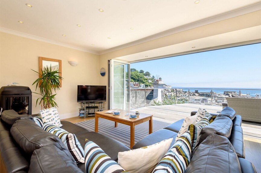 Beautiful House With Exceptional Views. - Looe