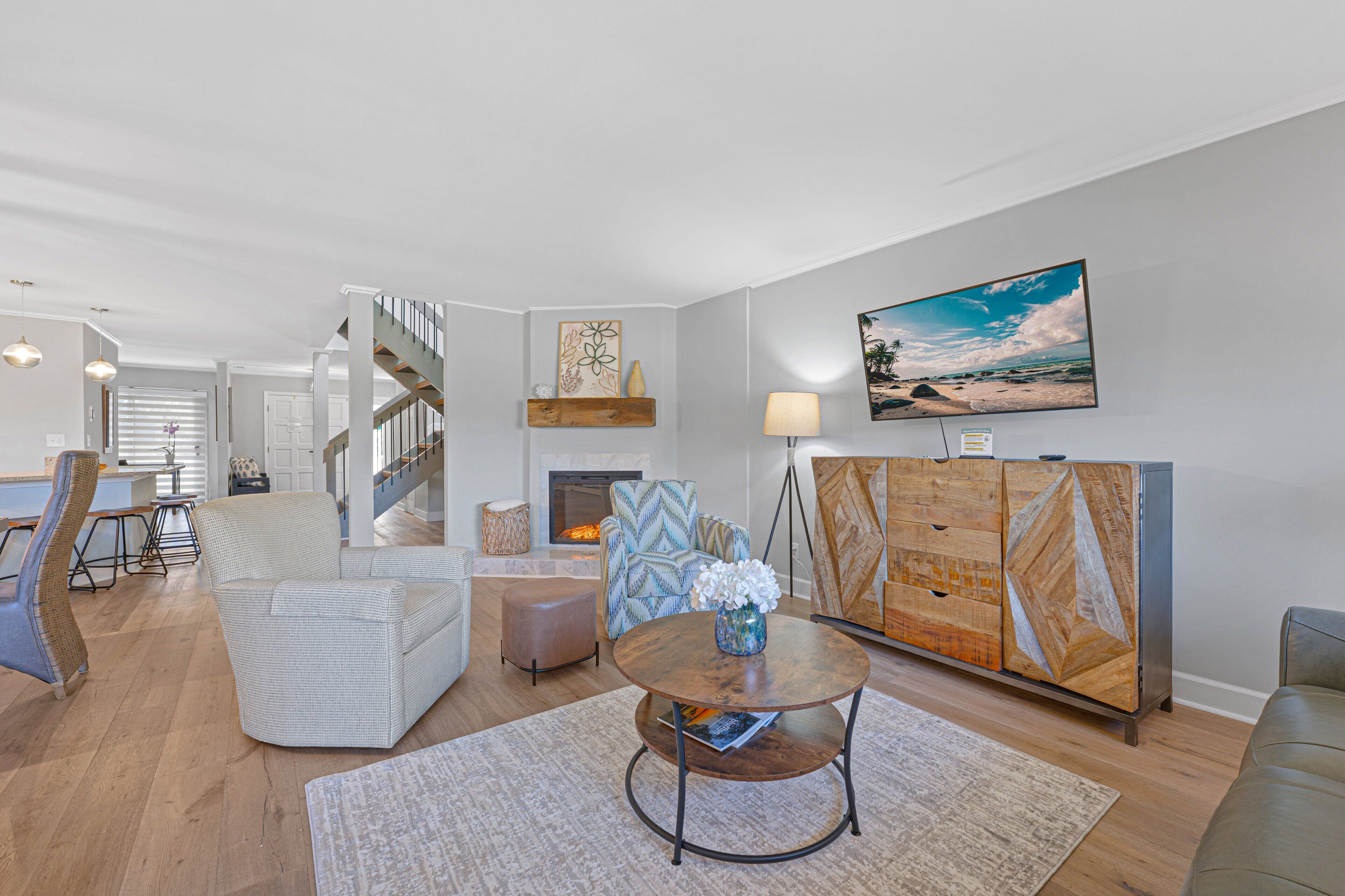 Luxury Shipyard Family Villa W/ Deck, Golf Views, Complex Pool - Hilton Head Island, SC