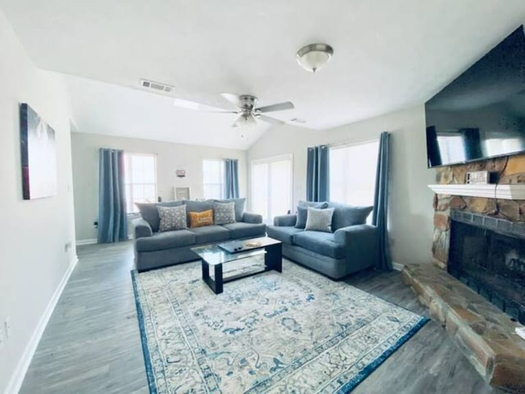 Montgomery Hidden Haven W/ Pool Wi-fi Roku Tvs Great Neighborhood - Montgomery, AL