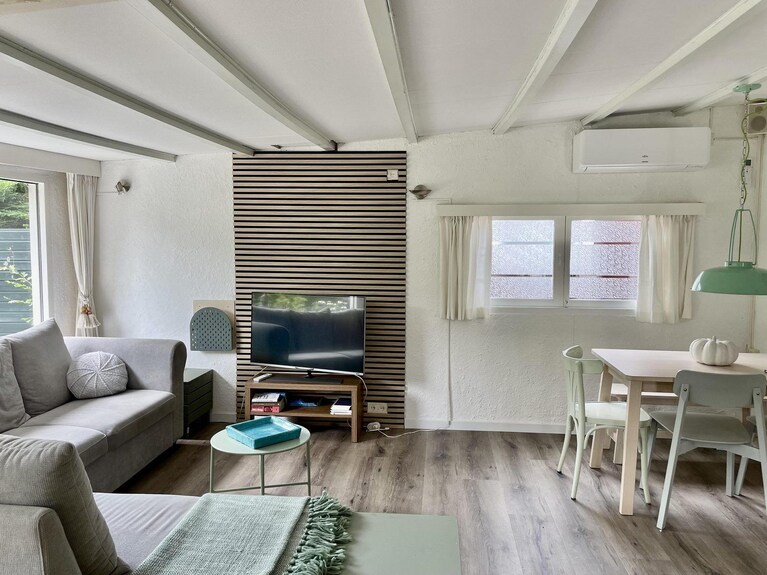 Geschmackvoll Eingerichtetes Chalet Mit Neuem Badezimmer, Wlan, Klimaanlage - Schoorl