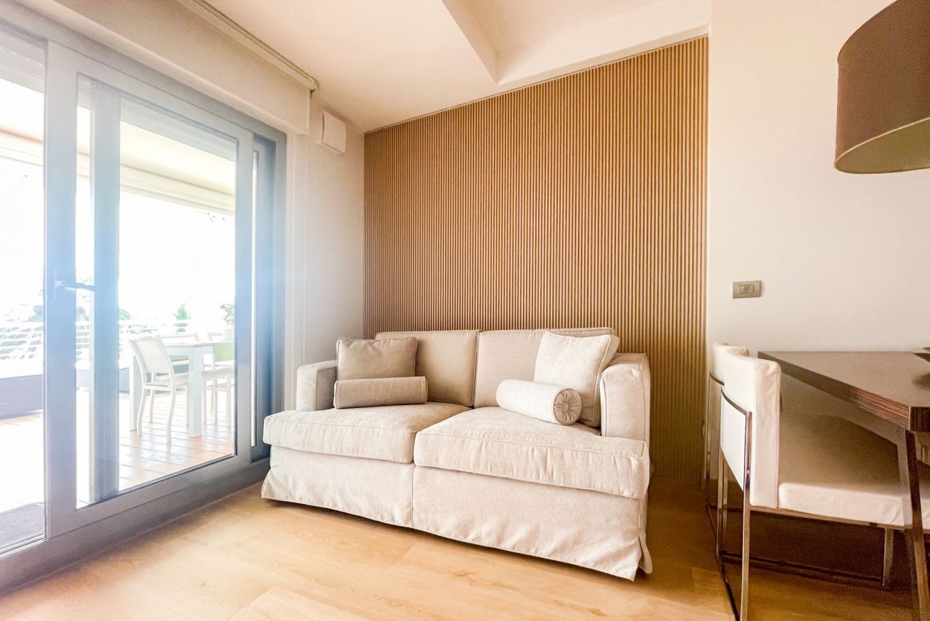 Riviera Palace - Royal, Three-room Deluxe Apartment - Roseto degli Abruzzi